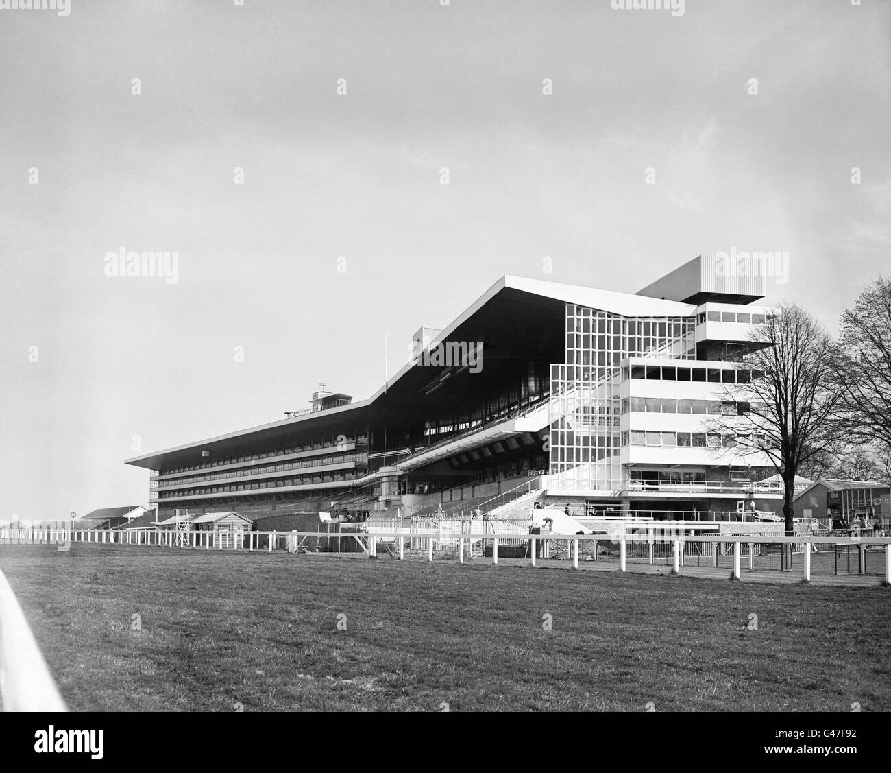 Horse Racing - Ascot Racecourse Feature Stock Photo - Alamy