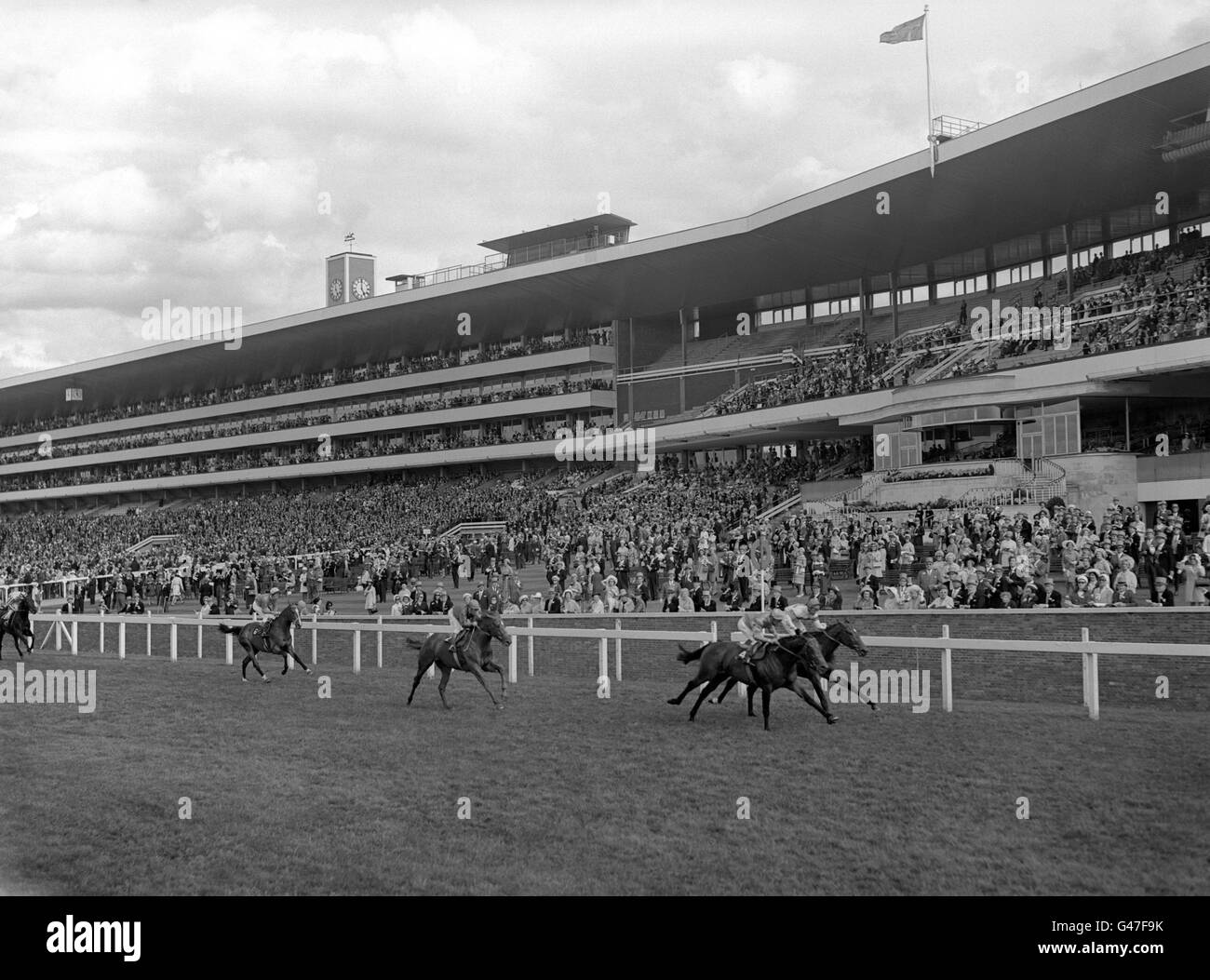 Horse Racing - Royal Ascot - Ascot Racecourse Stock Photo - Alamy