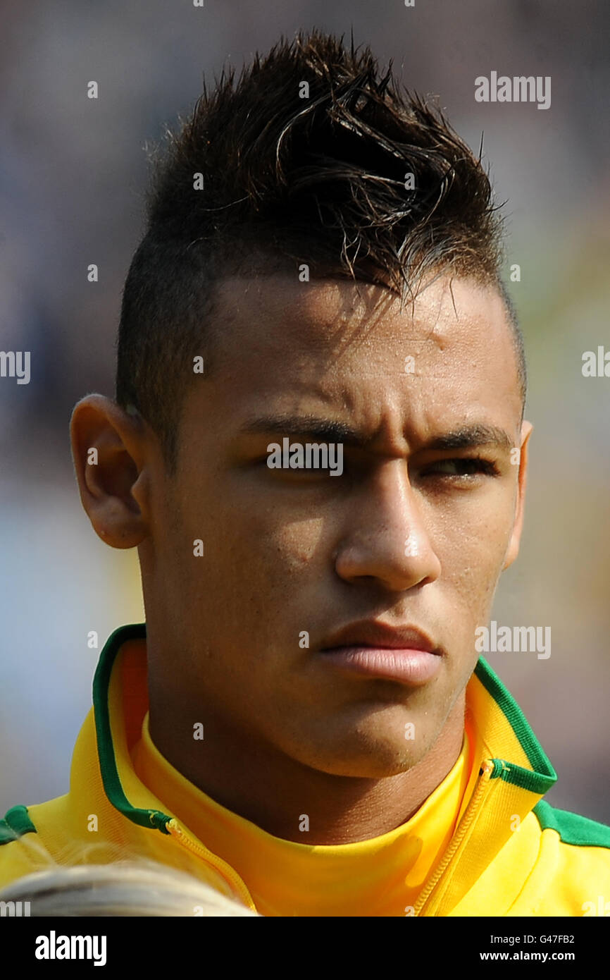 Soccer - International Friendly - Scotland v Brazil - Emirates Stadium ...