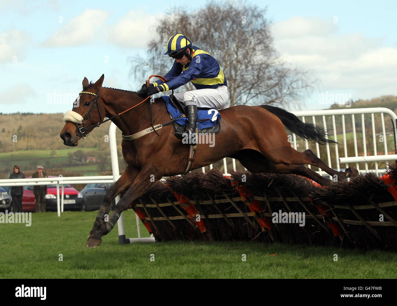 High jump horse racing hi-res stock photography and images - Alamy
