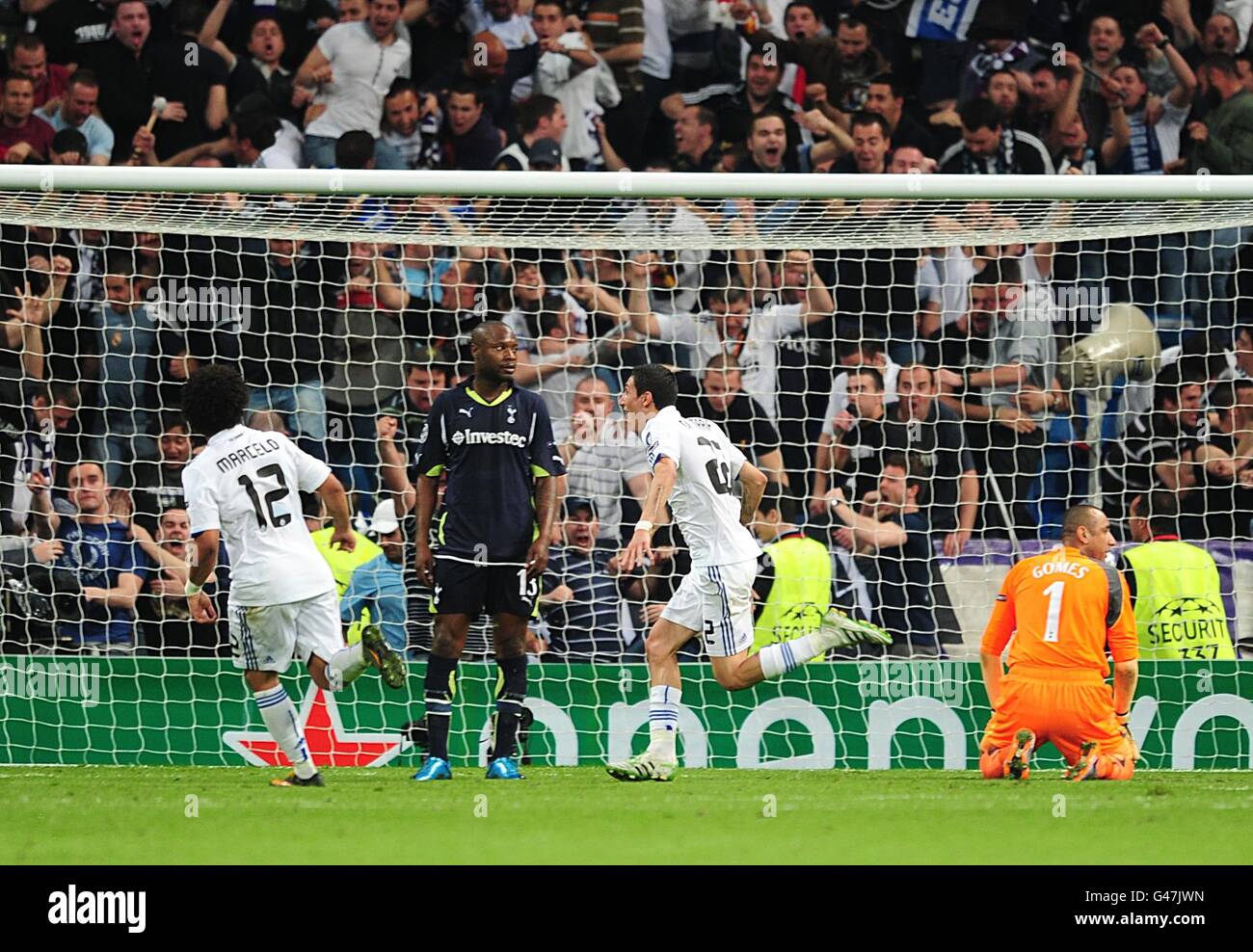 Real Madrid's Angel Di Maria (centre) celebrates after scoring their ...
