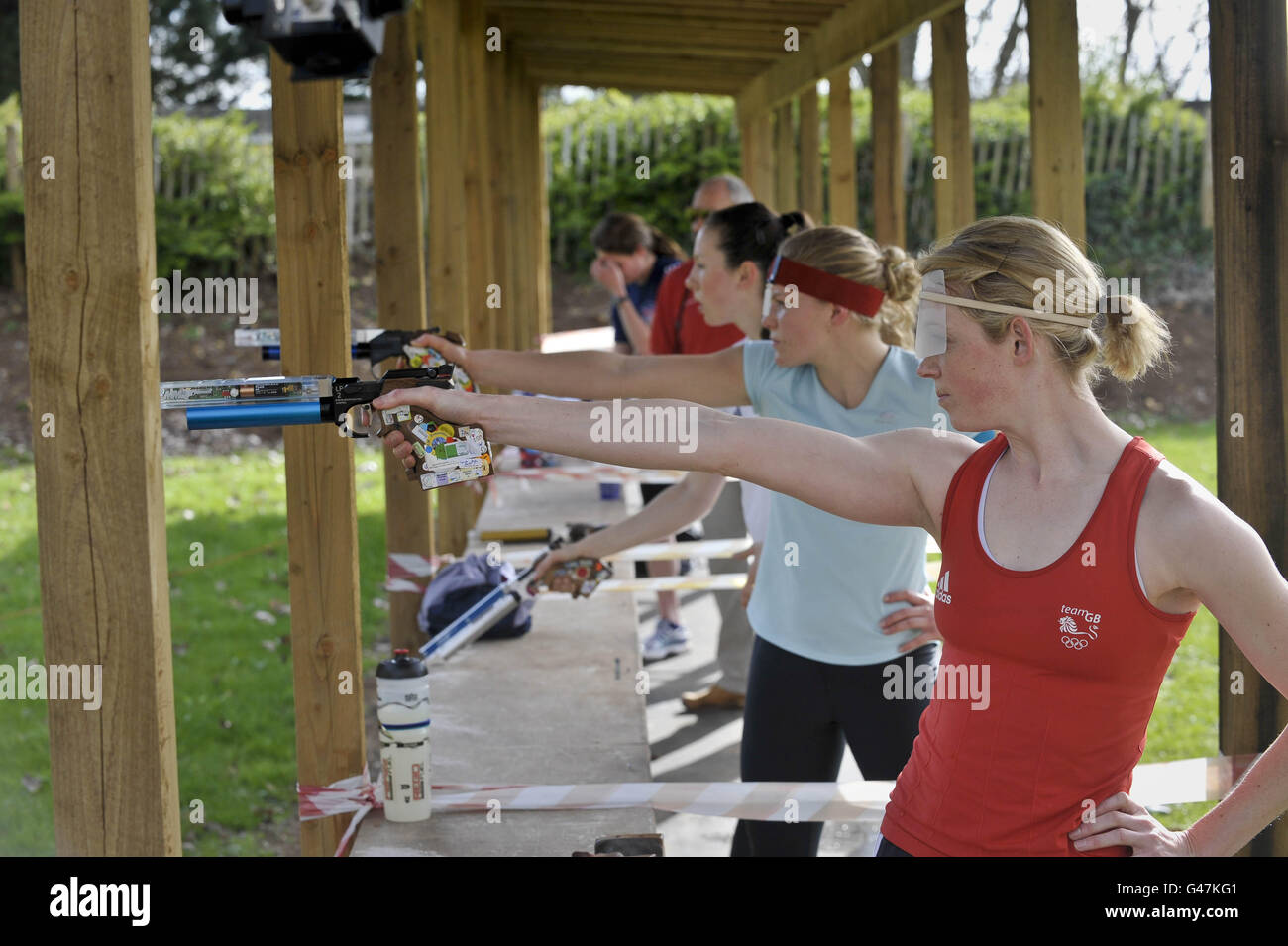 Pentathlon olympics shooting hi-res stock photography and images - Alamy