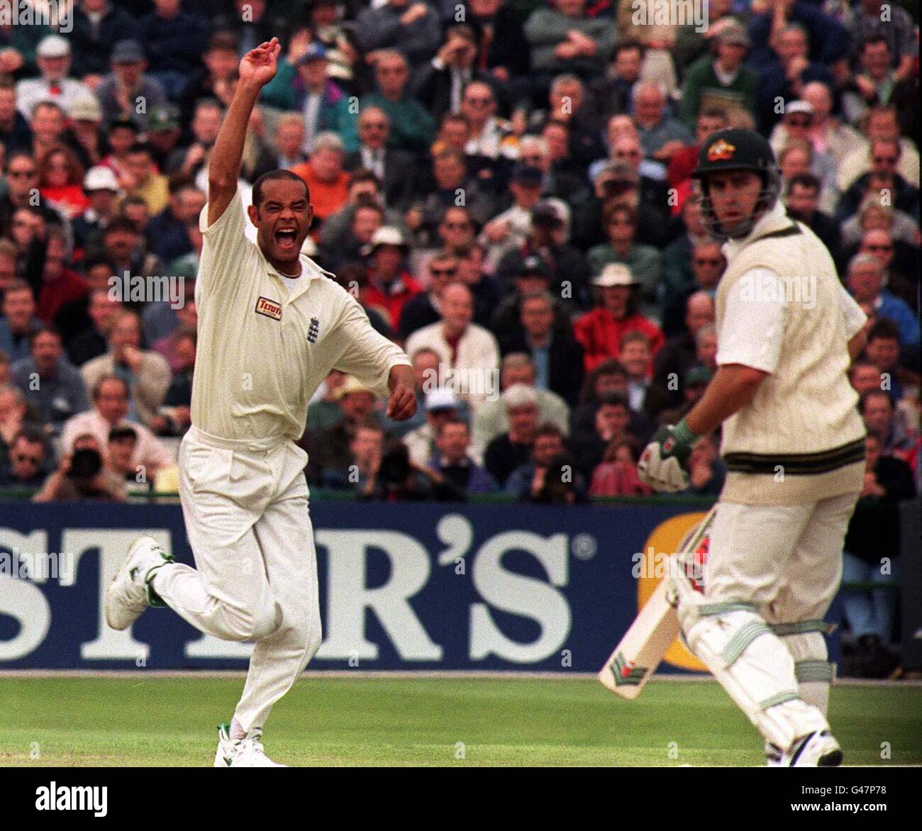 Cricket headley hi-res stock photography and images - Alamy
