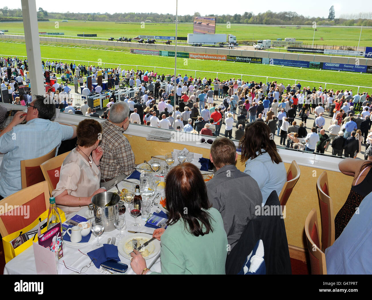 Horse racing spring family fun day lingfield park racecourse hi-res ...