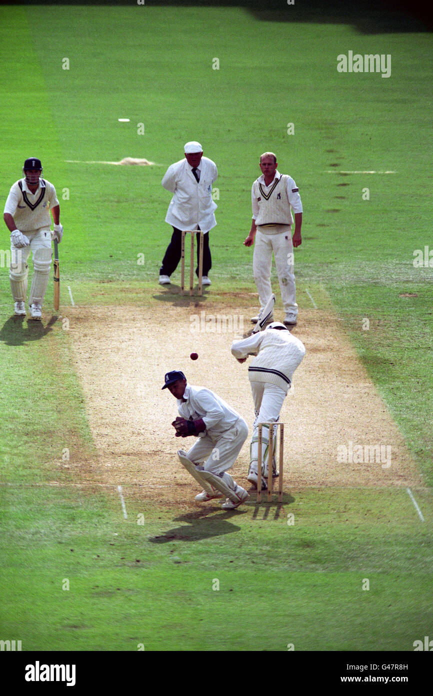 Keith piper cricket hi-res stock photography and images - Alamy