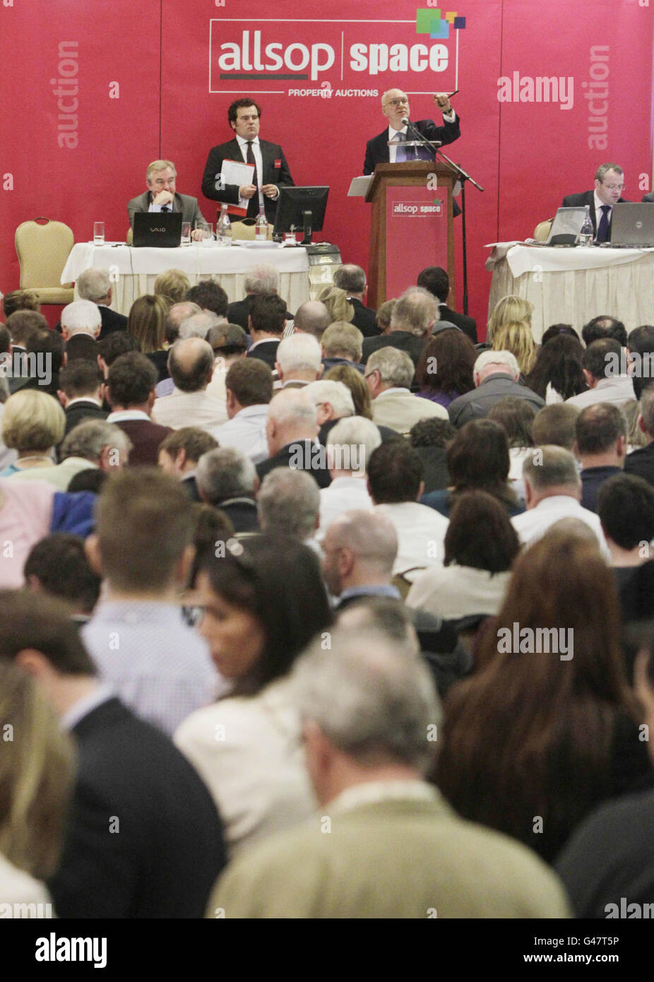 Allsop auction hi-res stock photography and images - Alamy