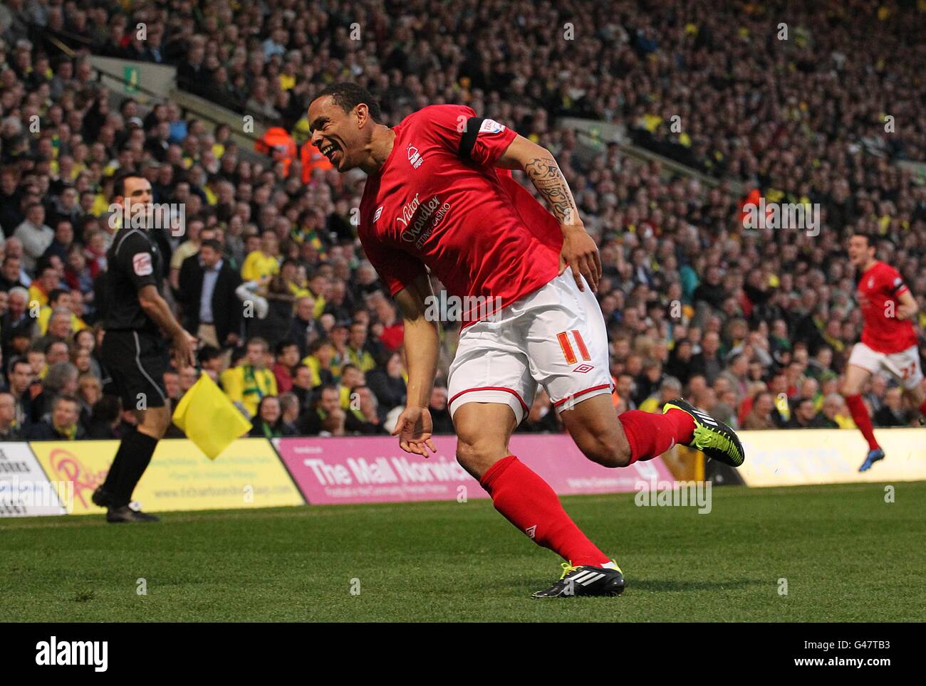 Nottingham Forest's Nathan Tyson celebrates scoring his side's first ...