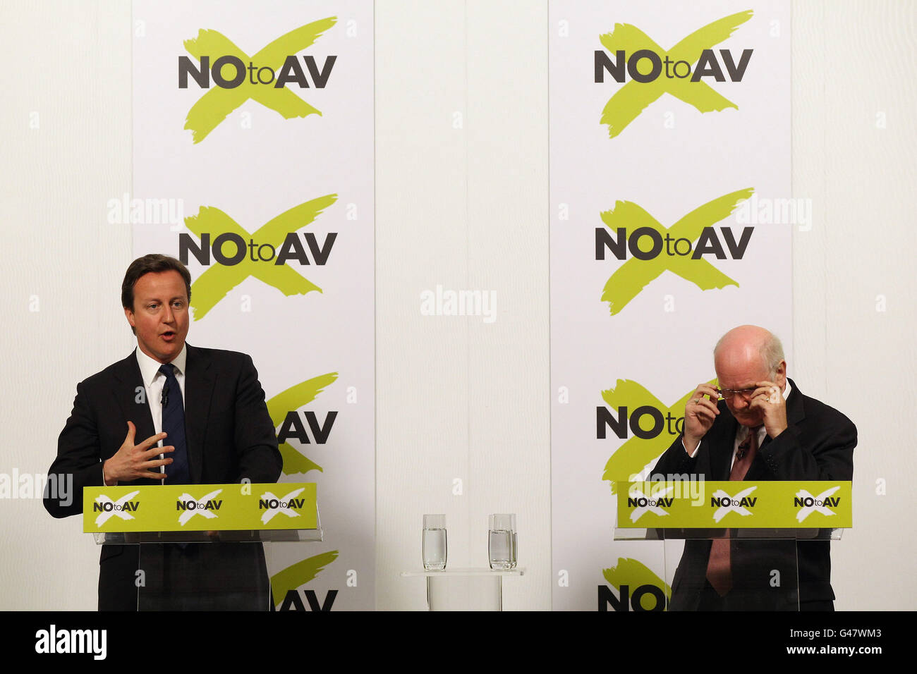 Home voting system hi-res stock photography and images - Alamy