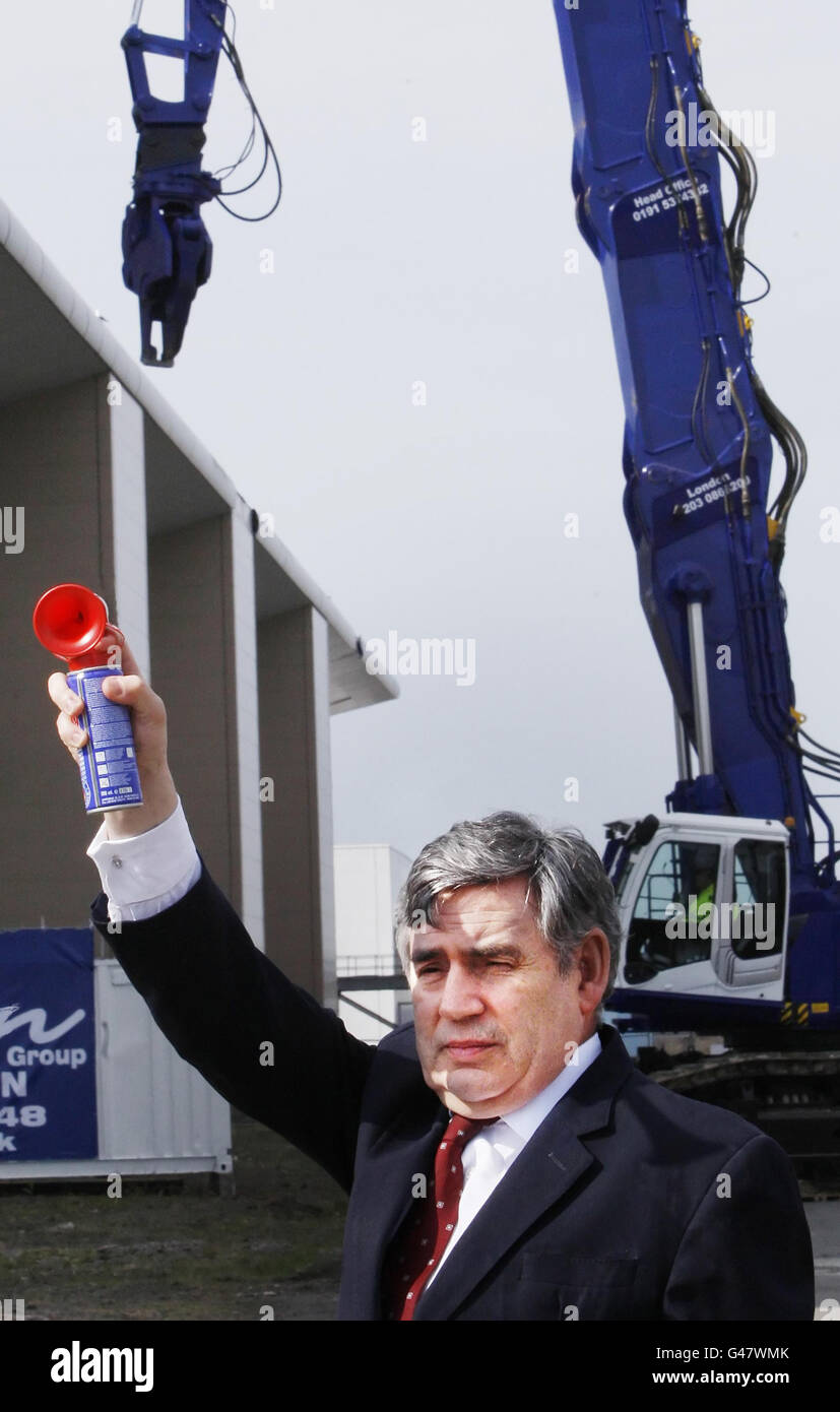 Gordon Brown MP blows a horn to officially start the decommissioning of ...