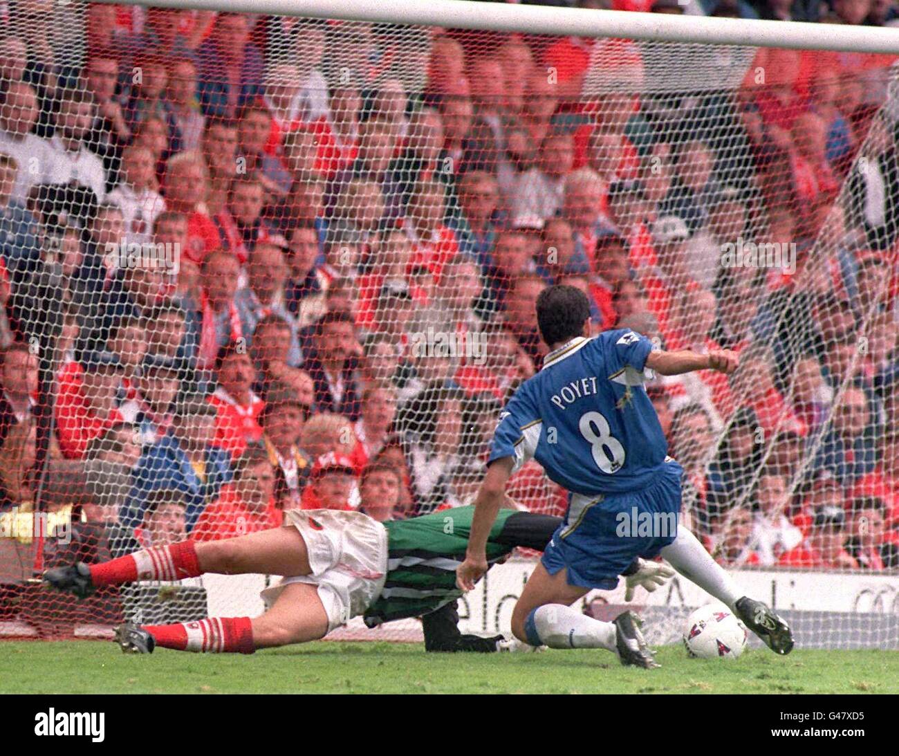 Stunned silence hi-res stock photography and images - Alamy