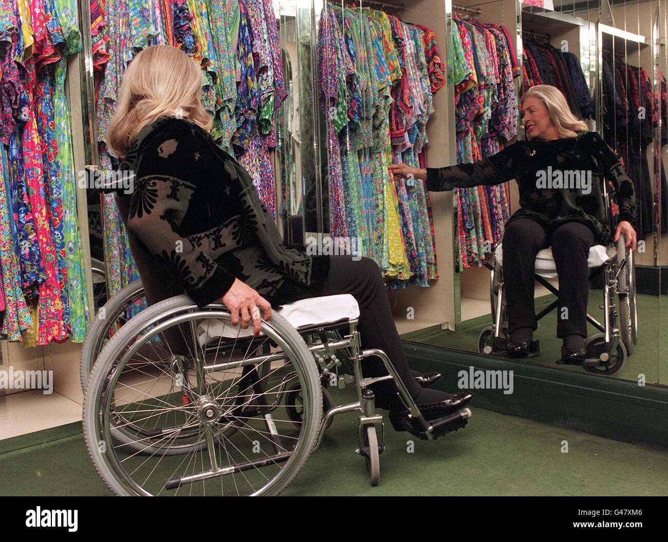 Kanga tryon hi-res stock photography and images - Alamy