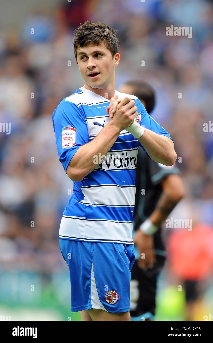 Shane long reading hi-res stock photography and images - Alamy