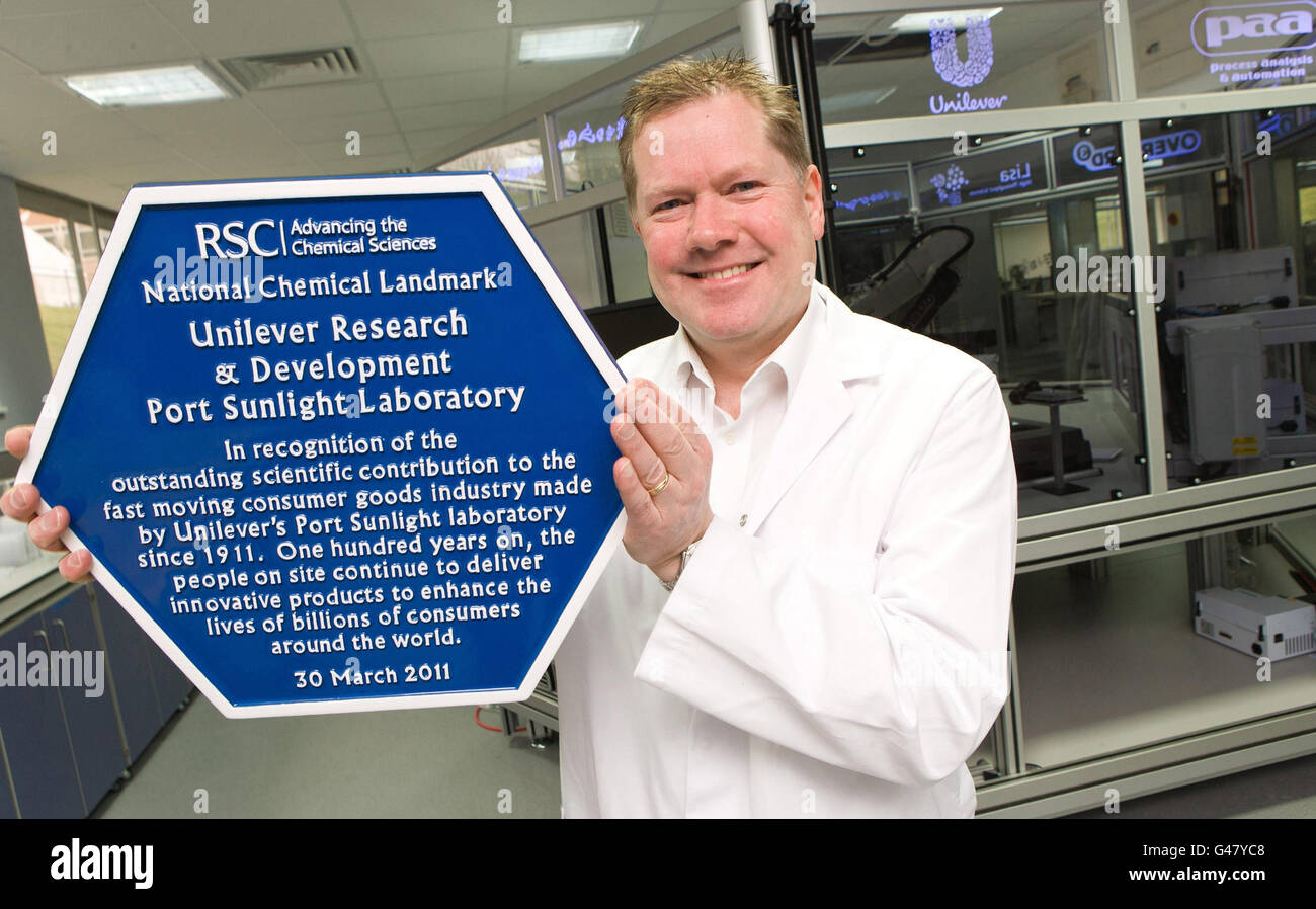 Mike Parkington, Director of Laboratory, Unilever Research ...