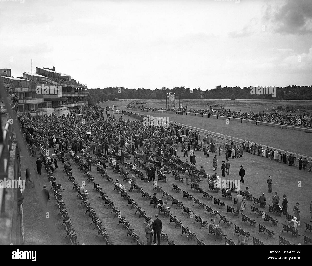 Horse Racing - Royal Ascot - Ascot Racecourse Stock Photo - Alamy