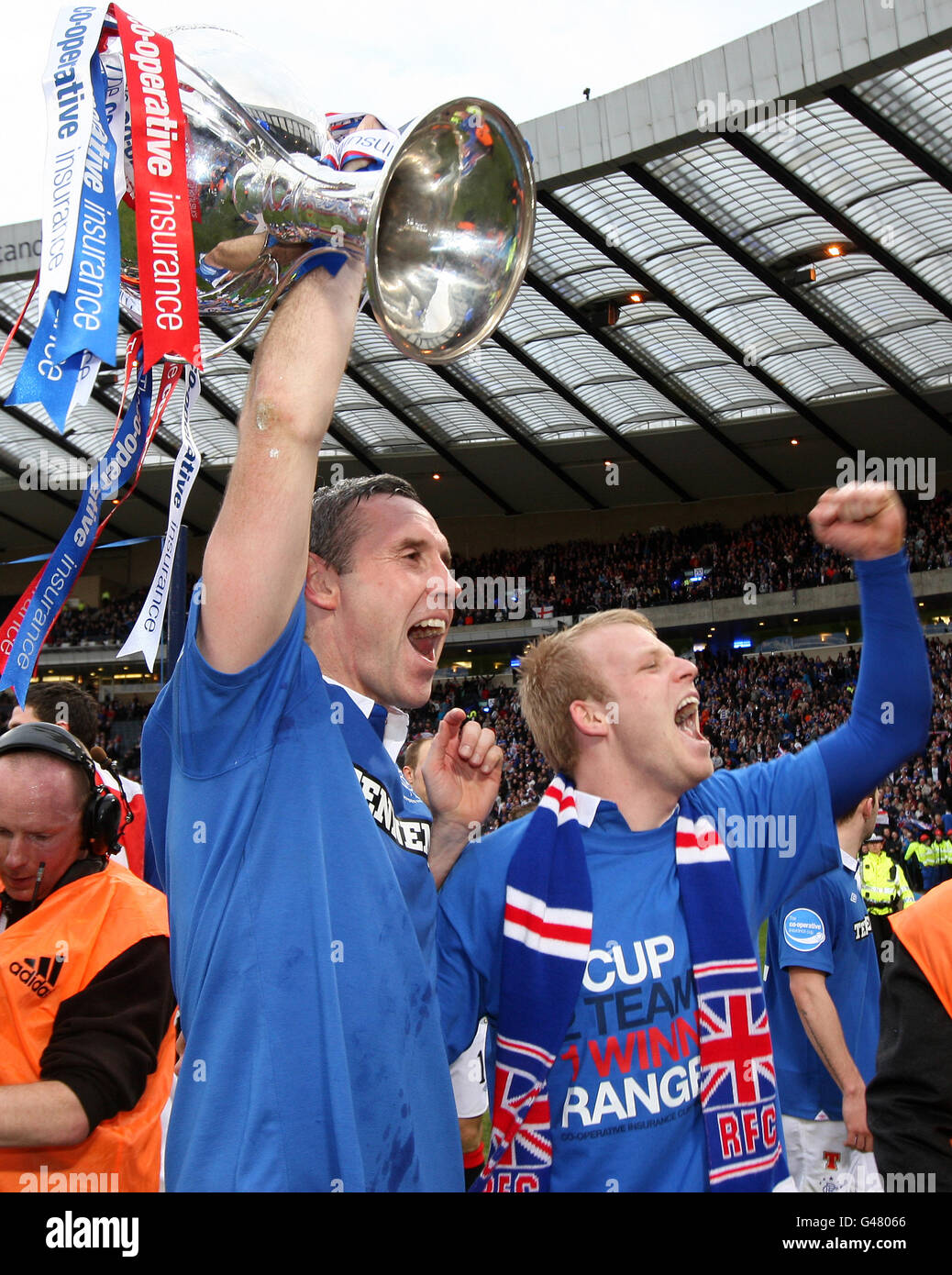 (L-R) Rangers' David Weir and Steven Naismith celebrate their victory ...