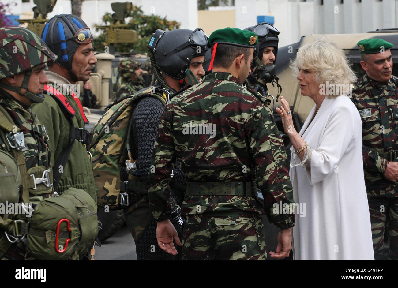 With servicemen from the moroccan parachute regiment ist infantry ...