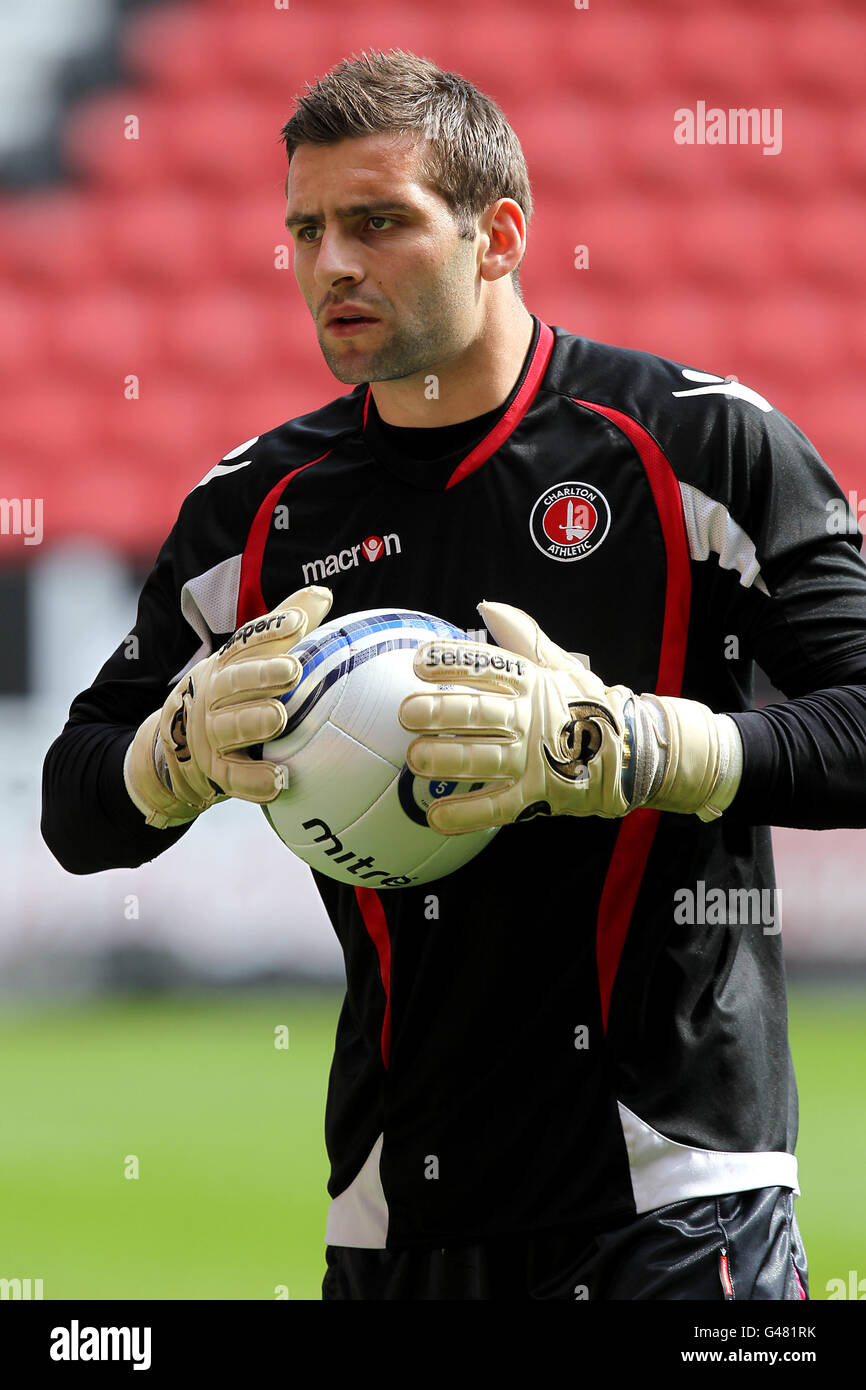 Soccer - npower Football League One - Charlton Athletic v Leyton Orient ...