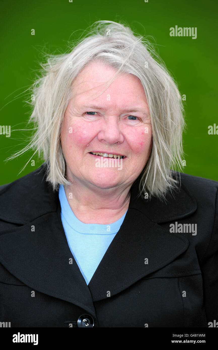 Jennifer booth cricket hi-res stock photography and images - Alamy