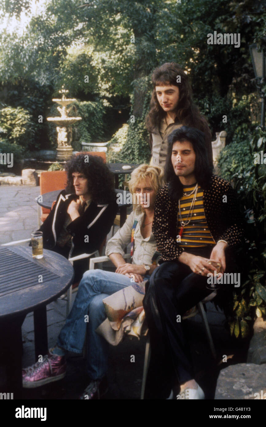 Queen band hi-res stock photography and images - Alamy