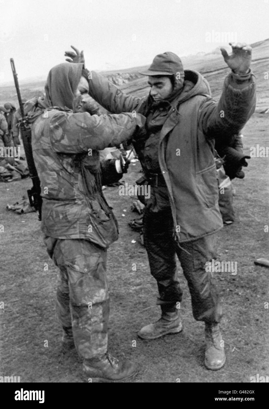 Falklands war and soldiers Black and White Stock Photos & Images - Alamy
