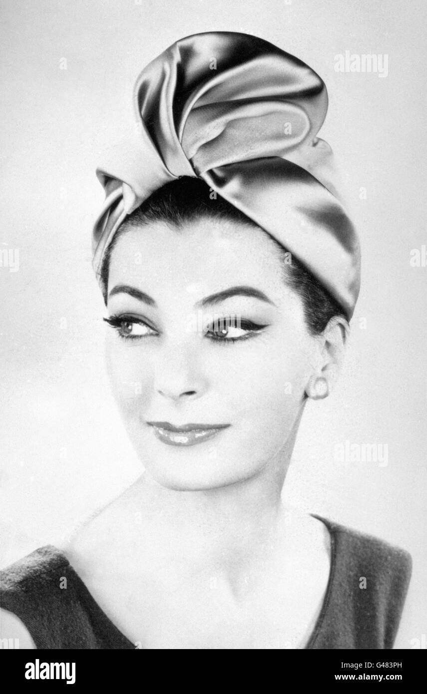 Fashion - Millinery - London Stock Photo - Alamy