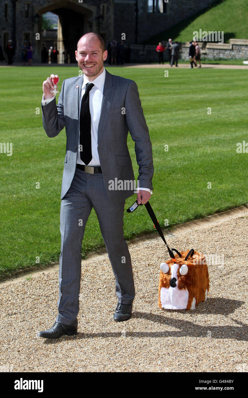 Rob Law with his corgi suitcase outside Windsor Castle with his Member ...