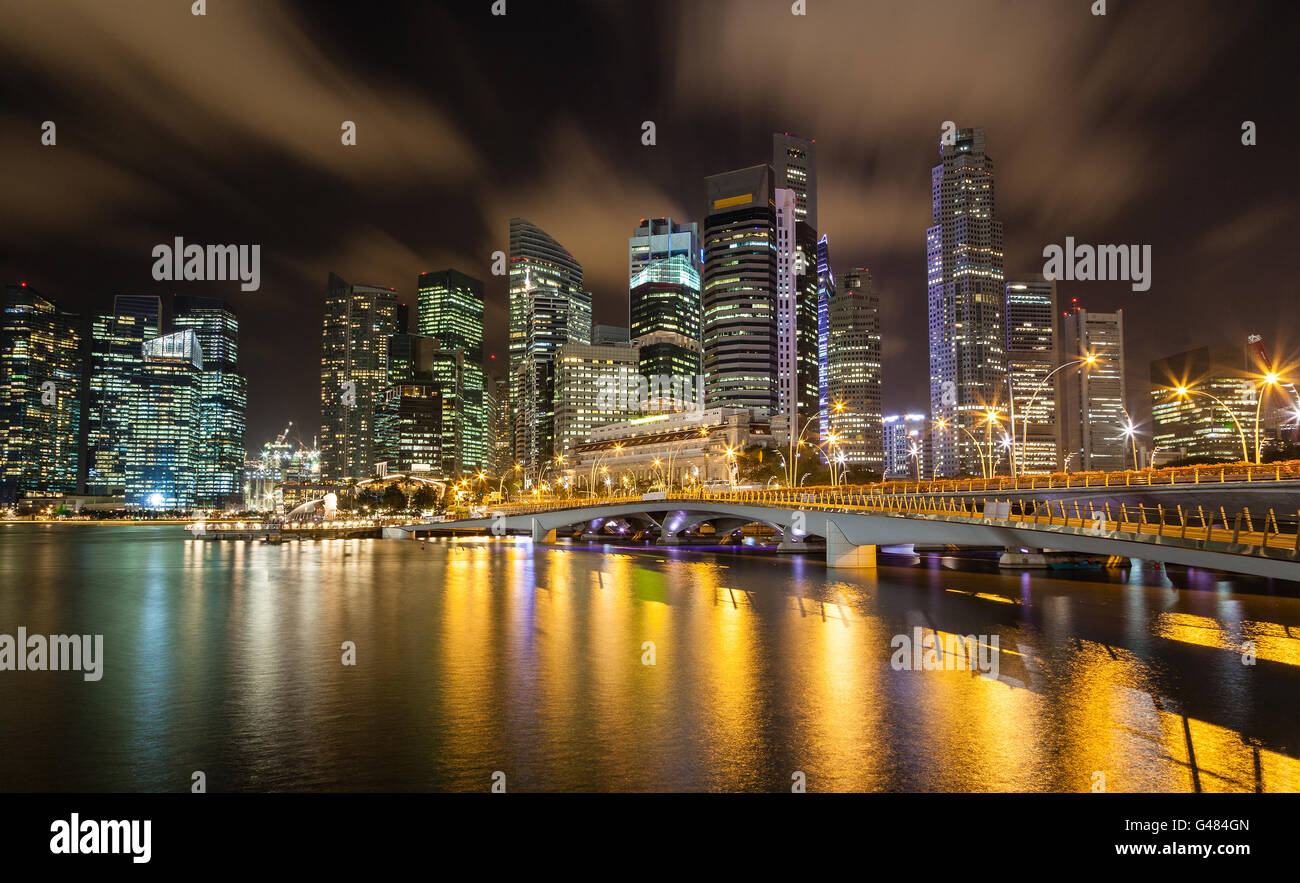 Night scene in newly hi-res stock photography and images - Alamy