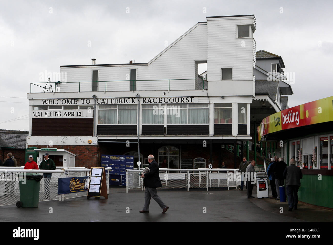 Catterick racecourse hi-res stock photography and images - Alamy