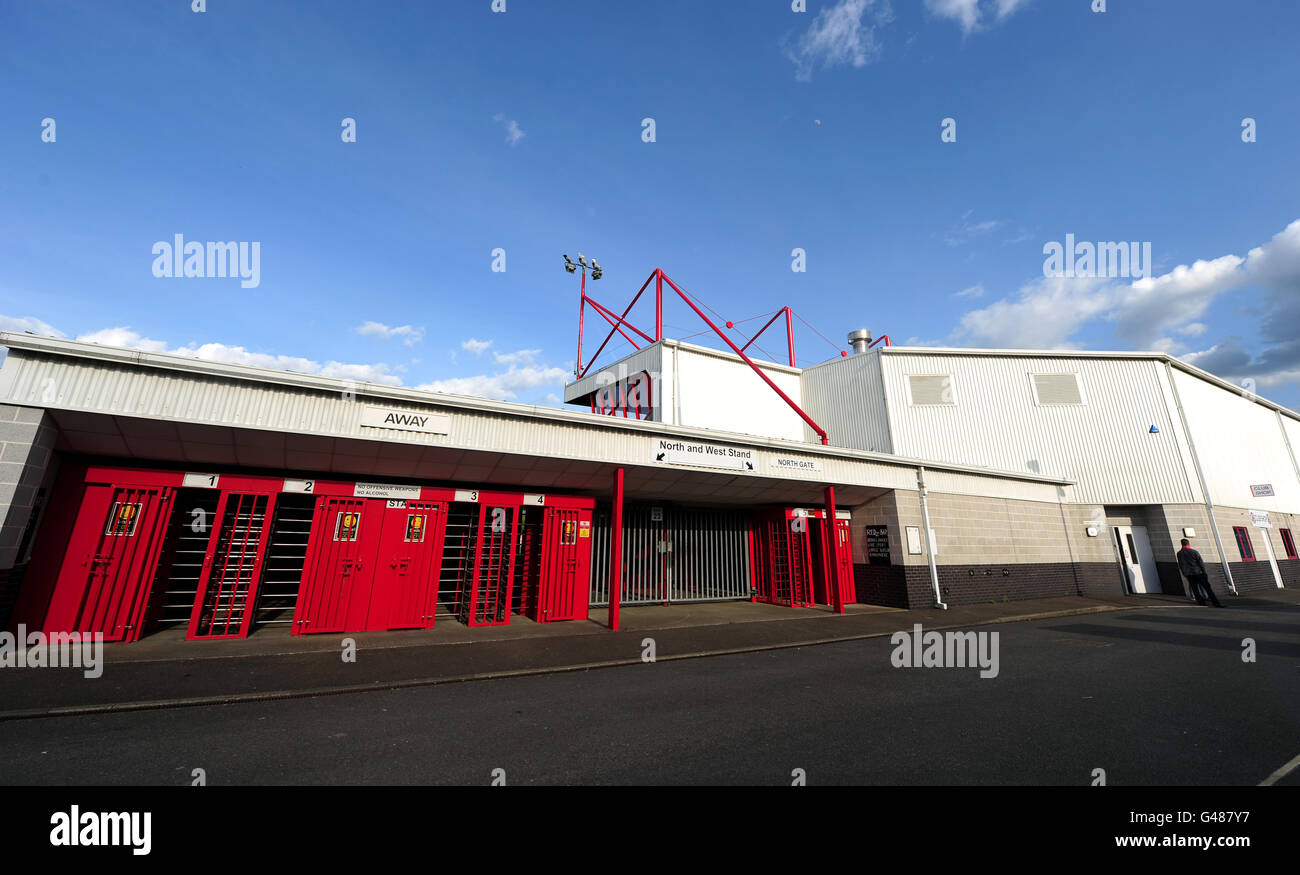 Broadfield stadium hi-res stock photography and images - Alamy
