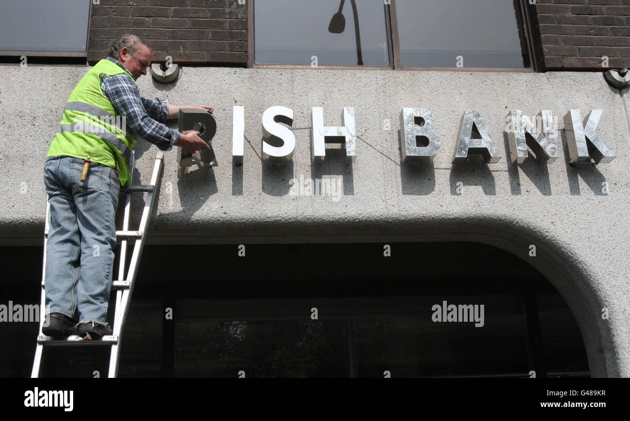 Anglo irish bank headquarters in dublin hi-res stock photography and ...