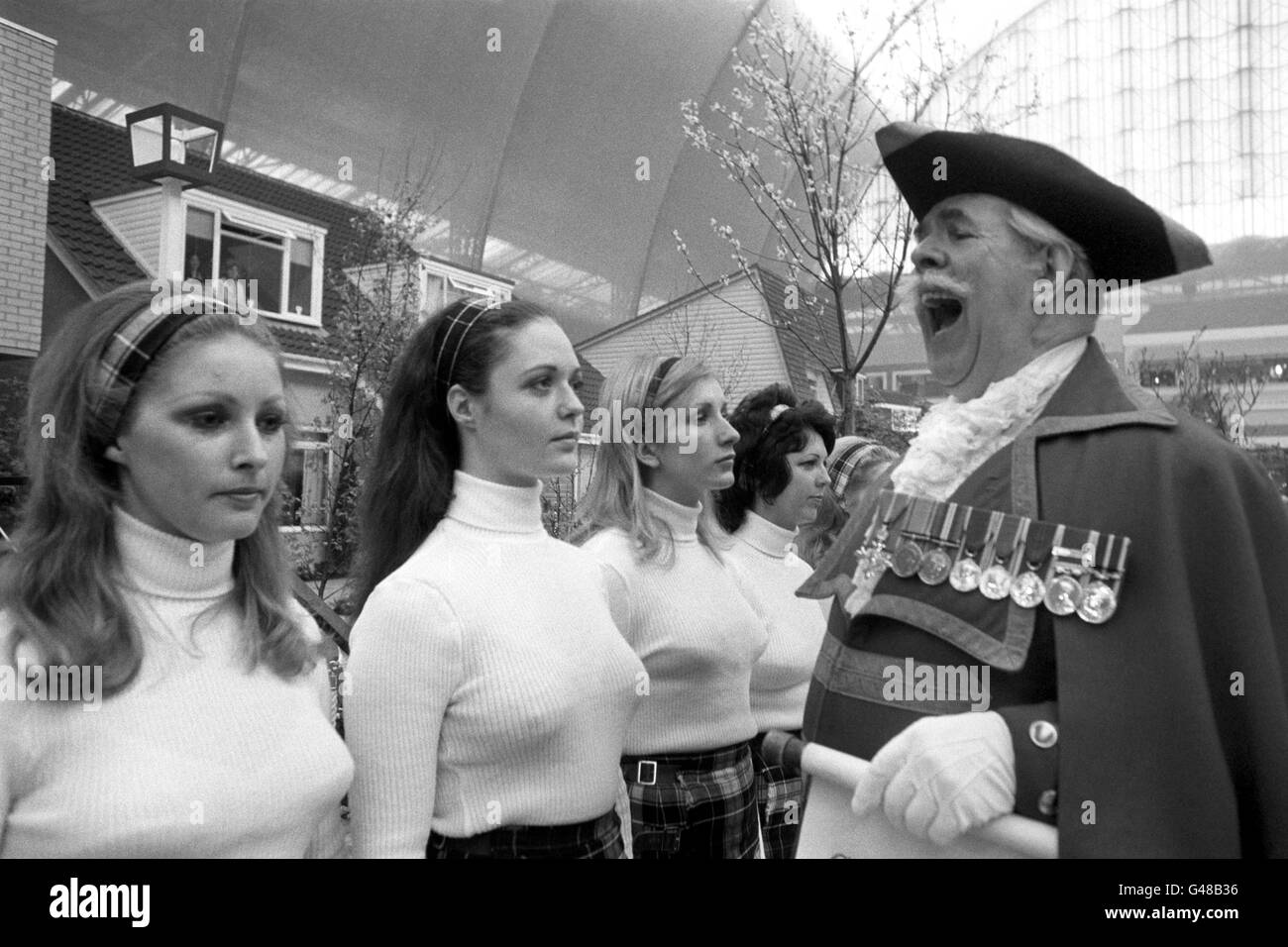 Ex-RSM Ronald Brittain of the Coldstream Guards gets into the spirit of ...