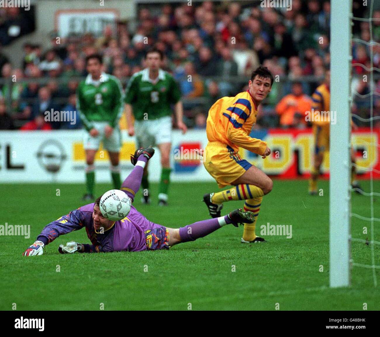Ireland goalkeeperAlan Kelly makes a save during today's (Saturday ...