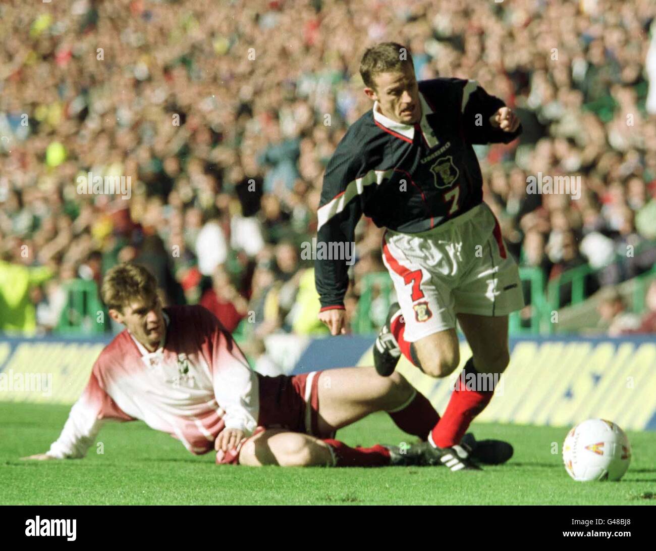 Kevin gallacher scotland hi-res stock photography and images - Alamy