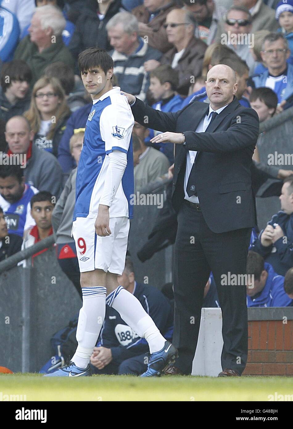 Blackburn Rovers' Nikola Kalinic (left) with manager Steve Kean (right ...
