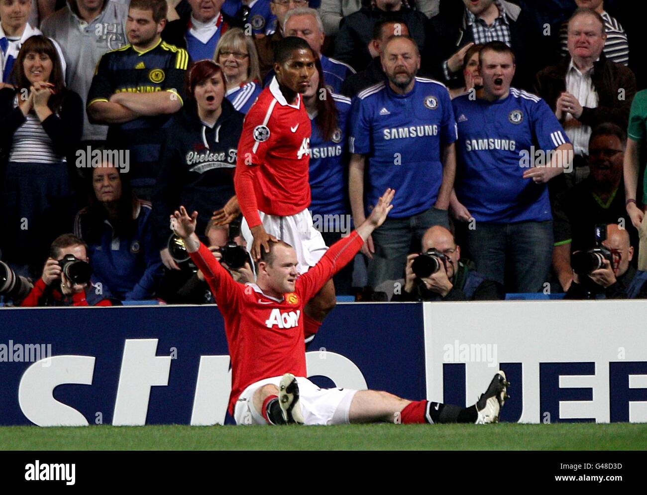 Wayne bridge champions league hi-res stock photography and images - Alamy