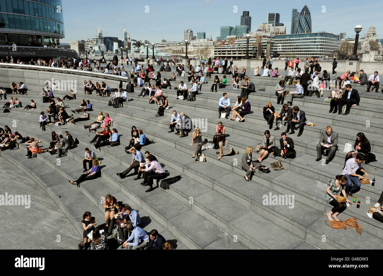 Weather spring general view gv crowd mangms hi-res stock photography ...