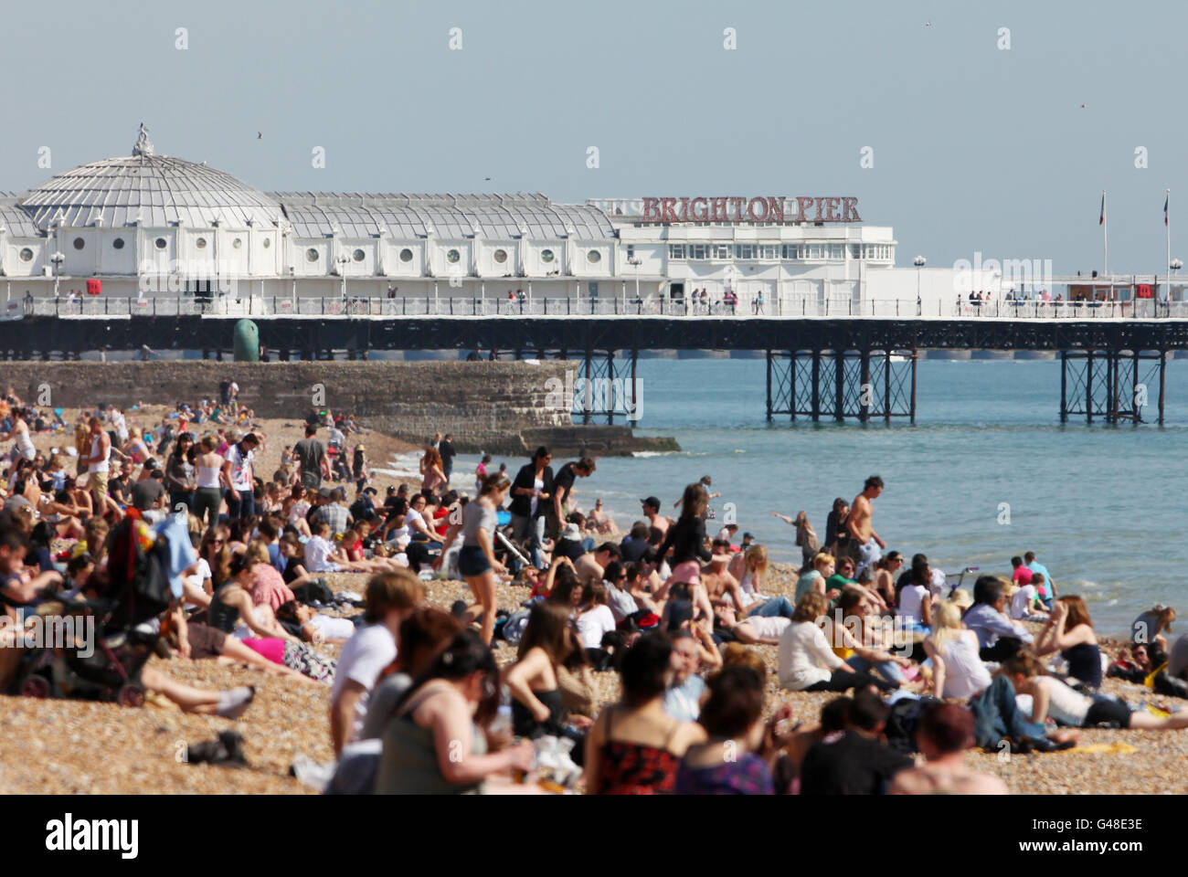 Weather spring general view gv crowd mangms hi-res stock photography ...