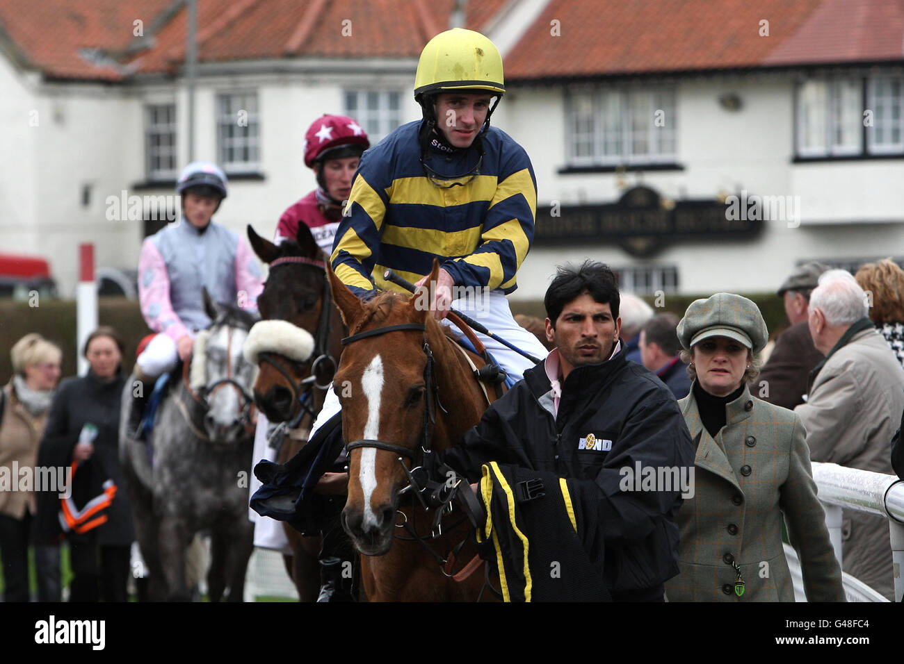 Horse Racing - Catterick Racecourse Stock Photo - Alamy