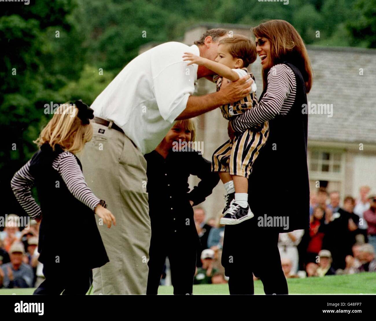 Usas tom lehman celebrates with his family hi-res stock photography and ...