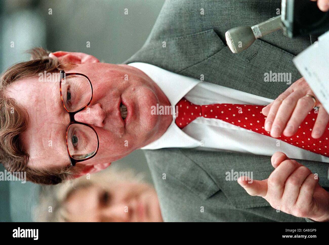 Ulster Unionist Party leader, David Trimble after the Decommissioning ...