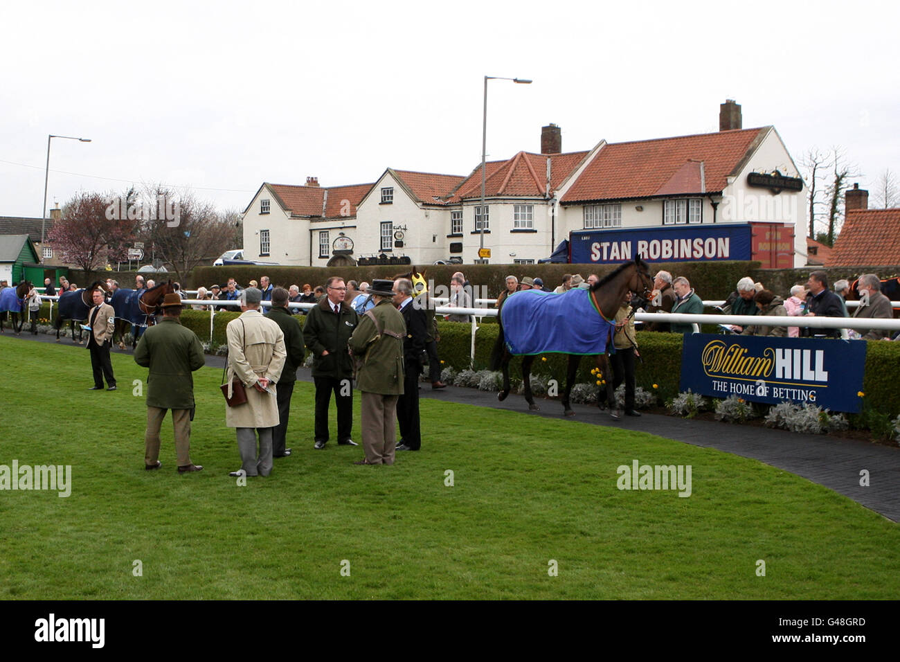 Horse Racing - Catterick Racecourse Stock Photo - Alamy