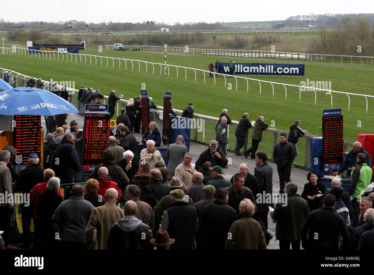 Horse Racing - Catterick Racecourse Stock Photo - Alamy
