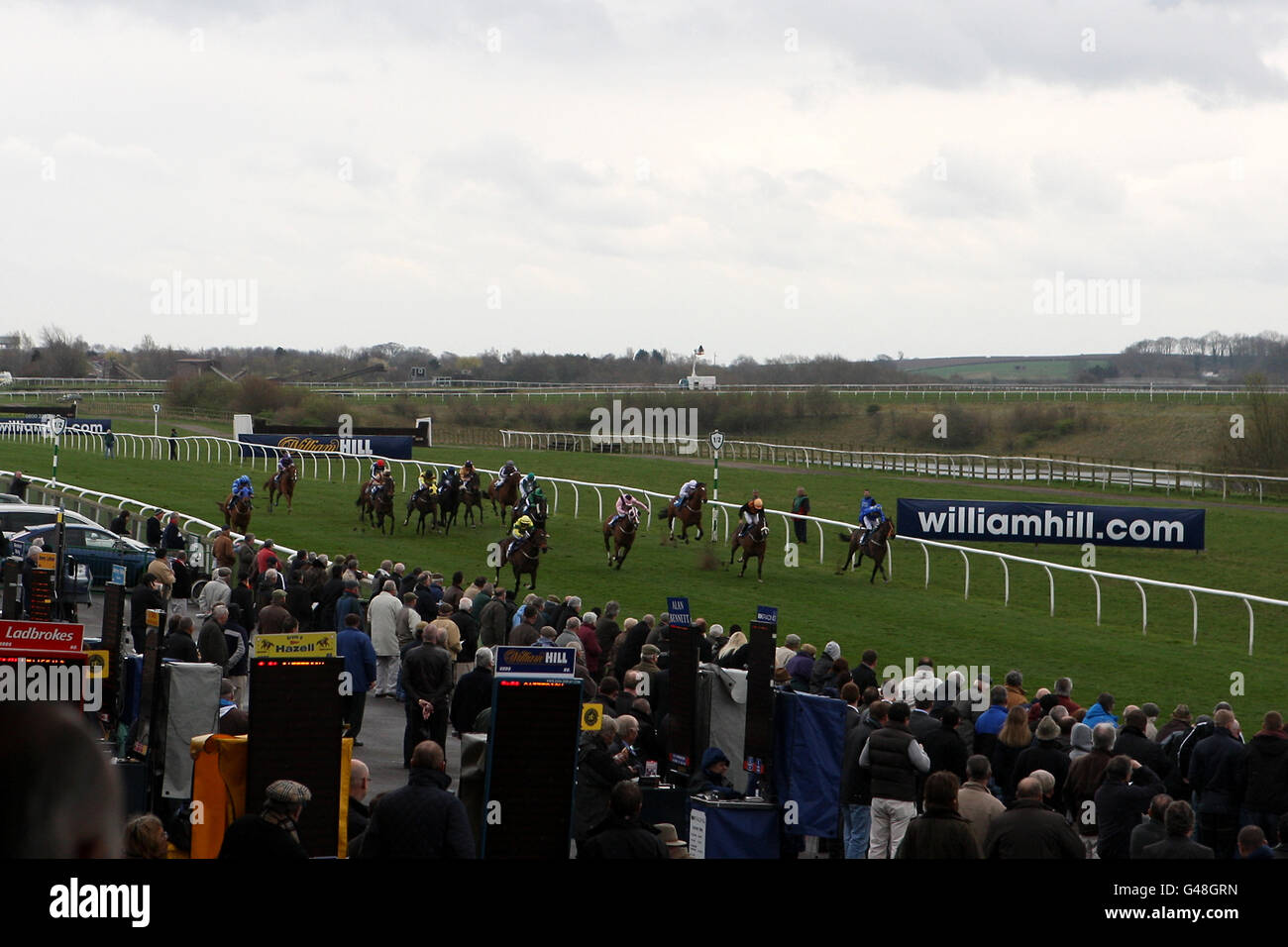 Horse Racing - Catterick Racecourse Stock Photo - Alamy