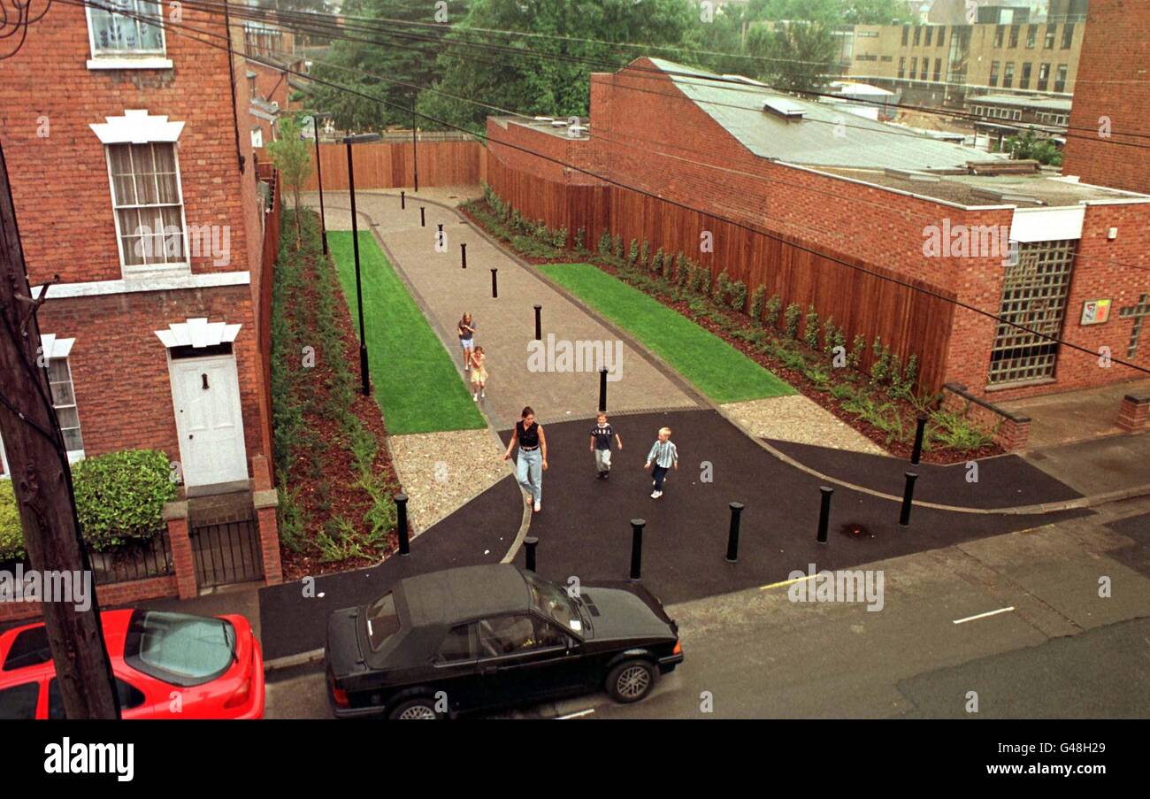 Fred And Rose Wests Former Home 25 Cromwell Street Stock Photos & Fred ...