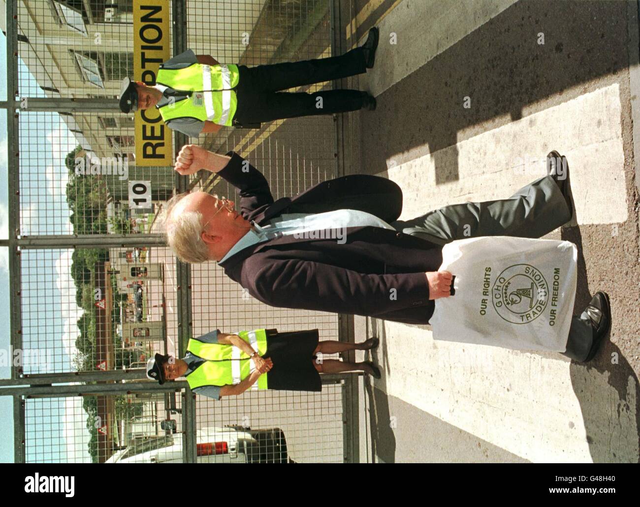 Mike grindley chairman gchq general hi-res stock photography and images ...