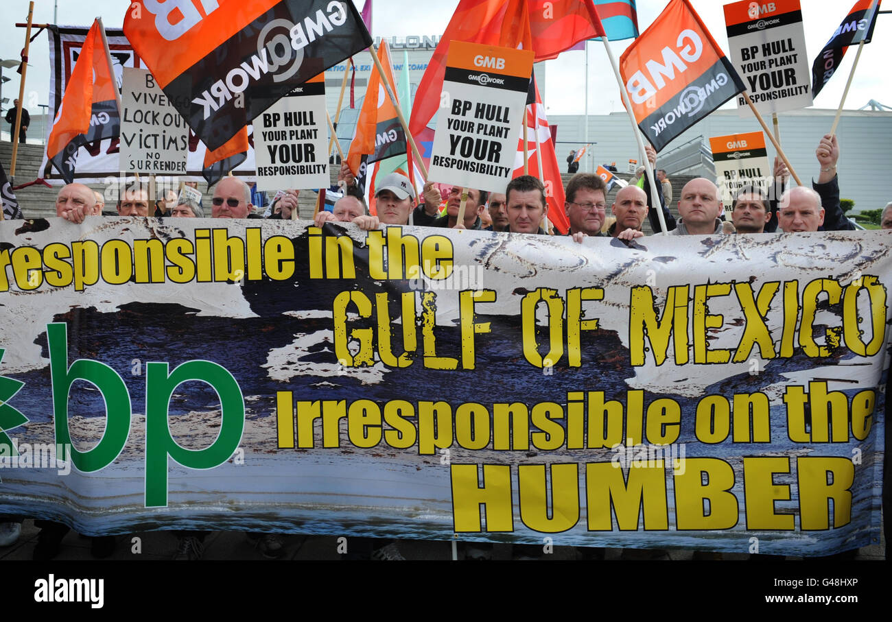 BP Annual General Meeting Stock Photo - Alamy