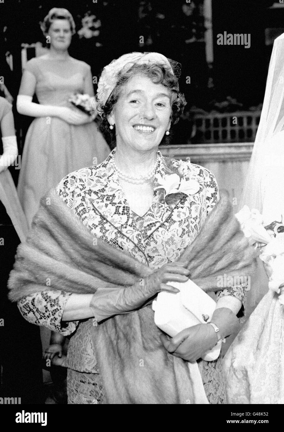 Enid blyton author hi-res stock photography and images - Alamy