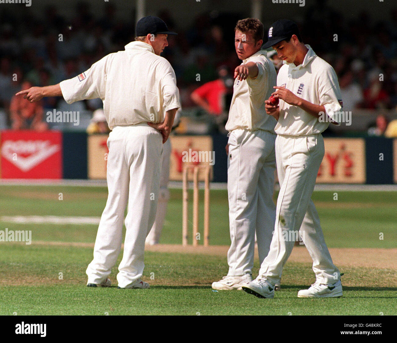 Robert croft and michael atherton hi-res stock photography and images ...
