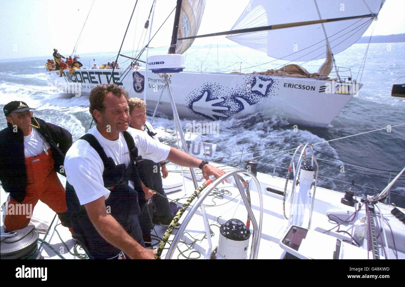 Cowes Week/close racing Stock Photo - Alamy