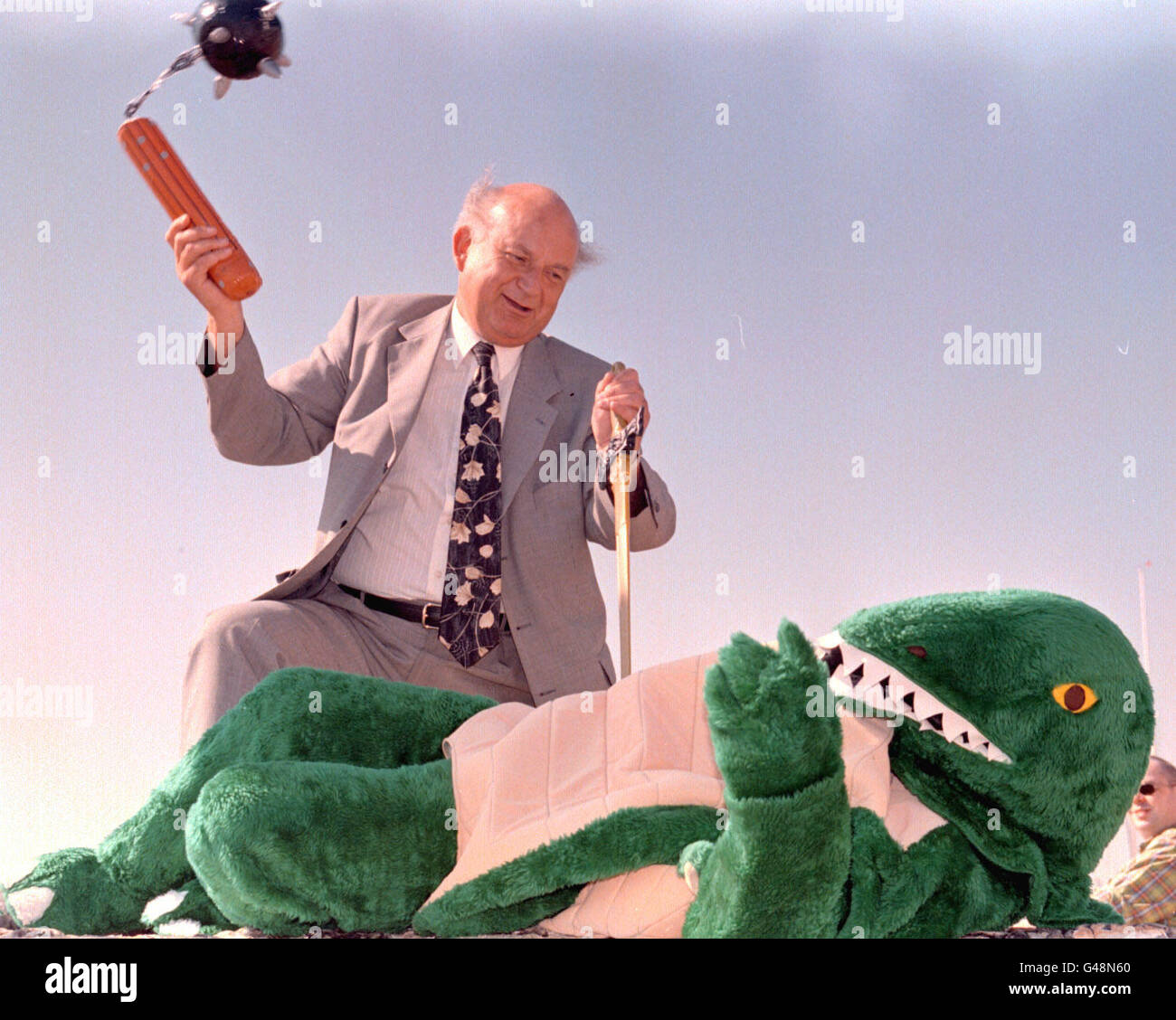 MSF General Secretary Roger Lyons today (Monday) challenged the trade ...